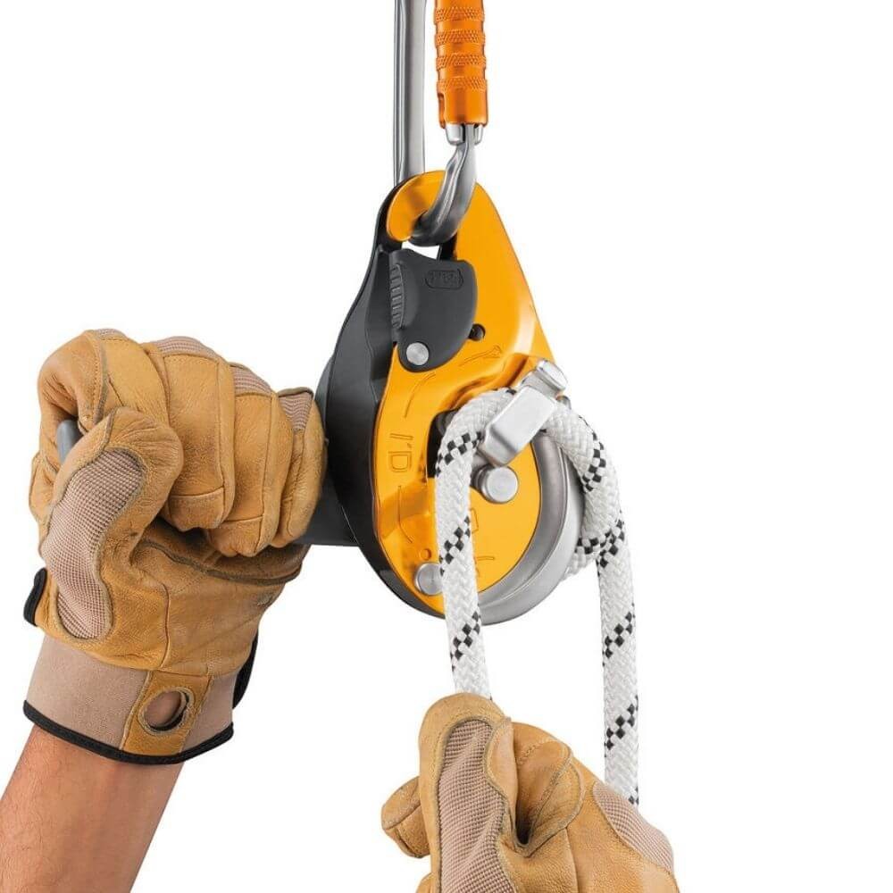 PETZL I’D EVAC SELF BRAKING DESCENDER Climbing accessories