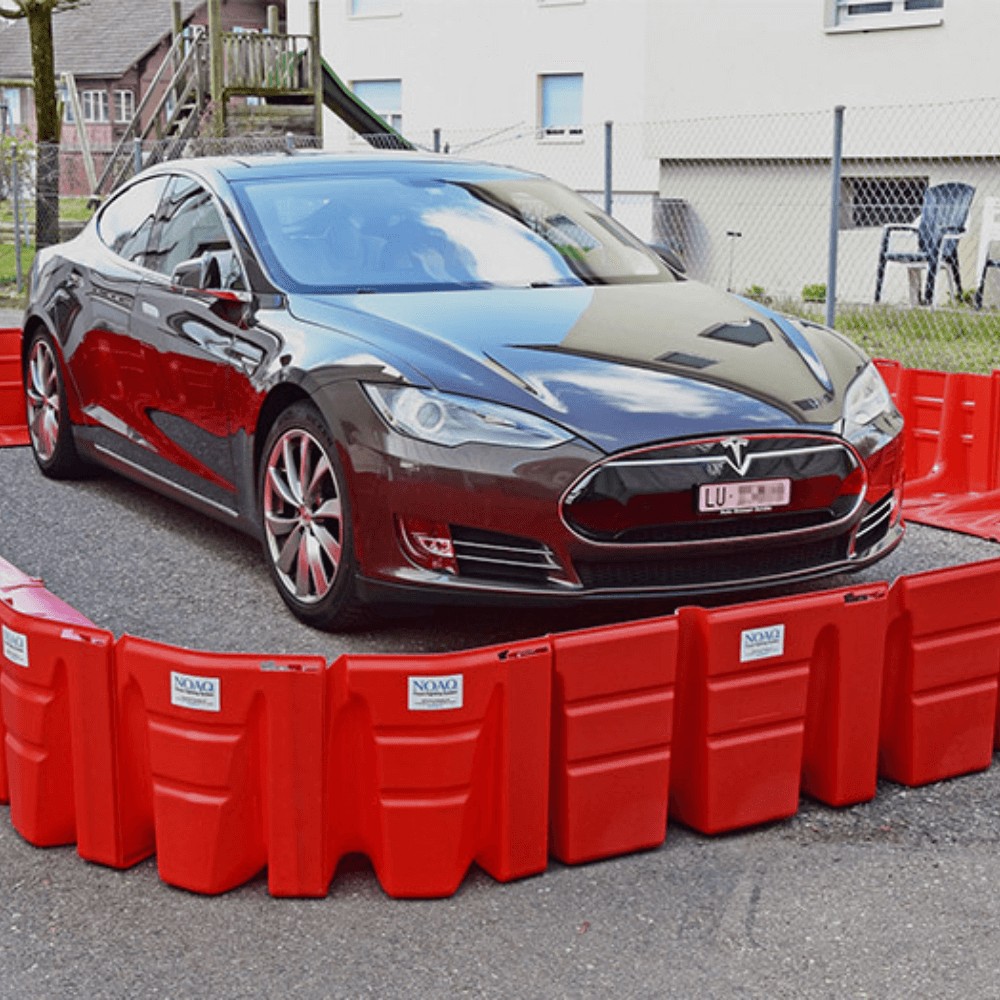 NOAQ BOXWALL BW52 FREESTANDING MOBILE FLOOD PROTECTION Mobile flood...