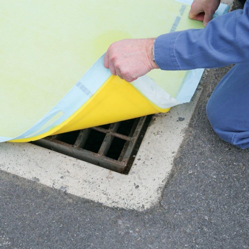 NEW PIG ESSENTIAL DRAIN COVER WITH HANDLES Spill